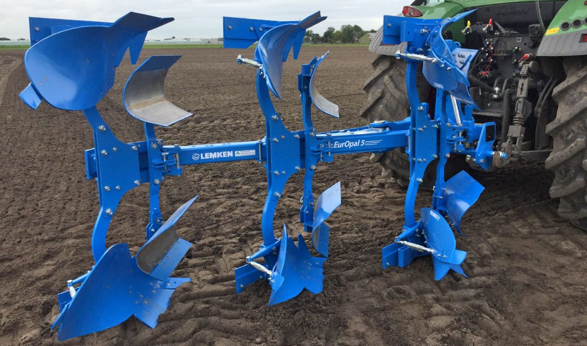 Lemken plow delivered in Voorhout – mechanization Haarlemmermeer